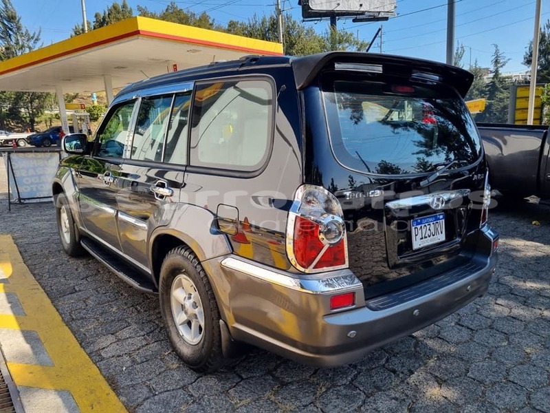 Comprar usados carro hyundai terracan negro en chimaltenango en ...