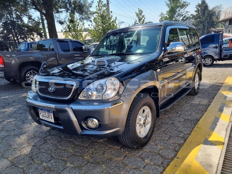 Comprar usados carro hyundai terracan negro en chimaltenango en ...